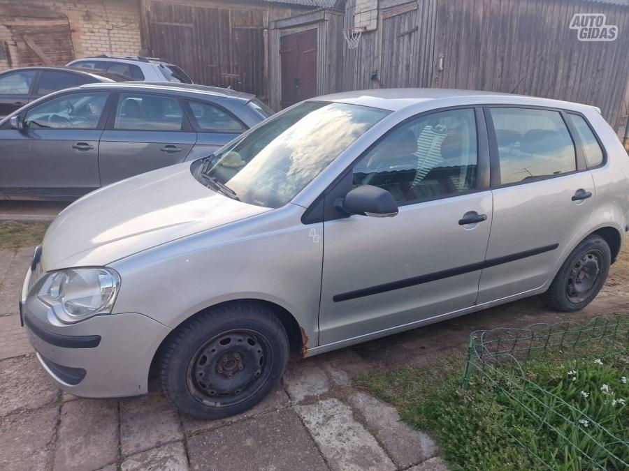 Volkswagen Polo 2006 in Kelme, with an engine capacity of 1.20 L and mileage of 250 thousand km for 1000 €, photo 3 on AUTOMOTO.COM.LV