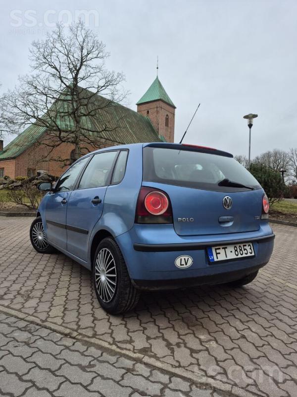 Volkswagen Polo 2006 Kuldīga, ar dzinēja tilpumu 1.40 L un nobraukumu 394 tūkst. km par 1390 €, foto 3 vietnē AUTOMOTO.COM.LV