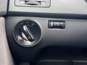 Volkswagen Polo 2006 in Riga, with an engine capacity of 1.40 L and mileage of 391 thousand km for 600 €, photo 18 on AUTOMOTO.COM.LV