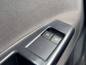Volkswagen Polo 2006 in Riga, with an engine capacity of 1.40 L and mileage of 391 thousand km for 600 €, photo 19 on AUTOMOTO.COM.LV