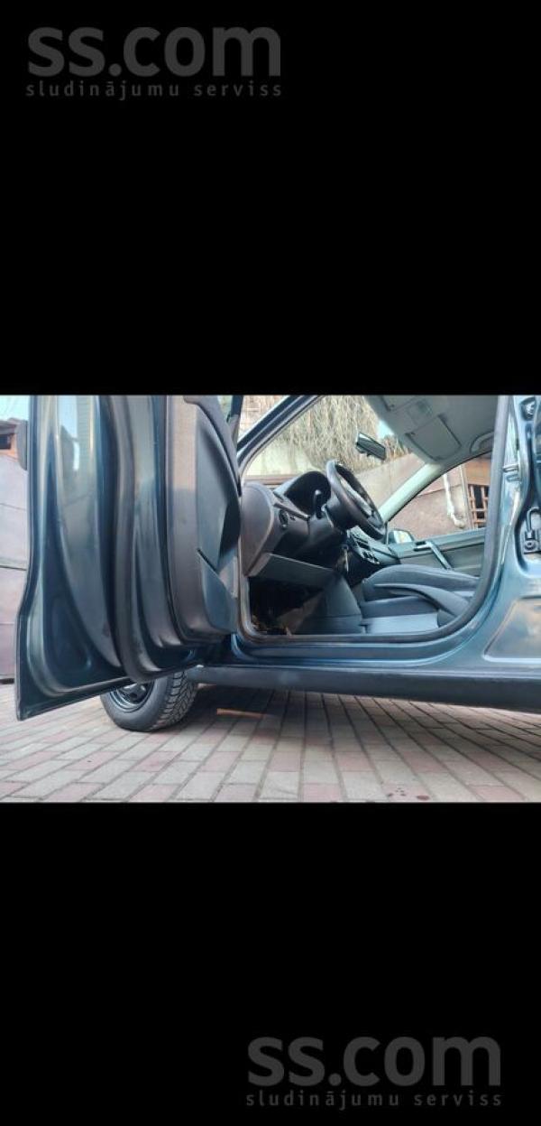 Volkswagen Polo 2007 in Rezekne, with an engine capacity of 1.20 L and mileage of 214 thousand km for 1350 €, photo 10 on AUTOMOTO.COM.LV
