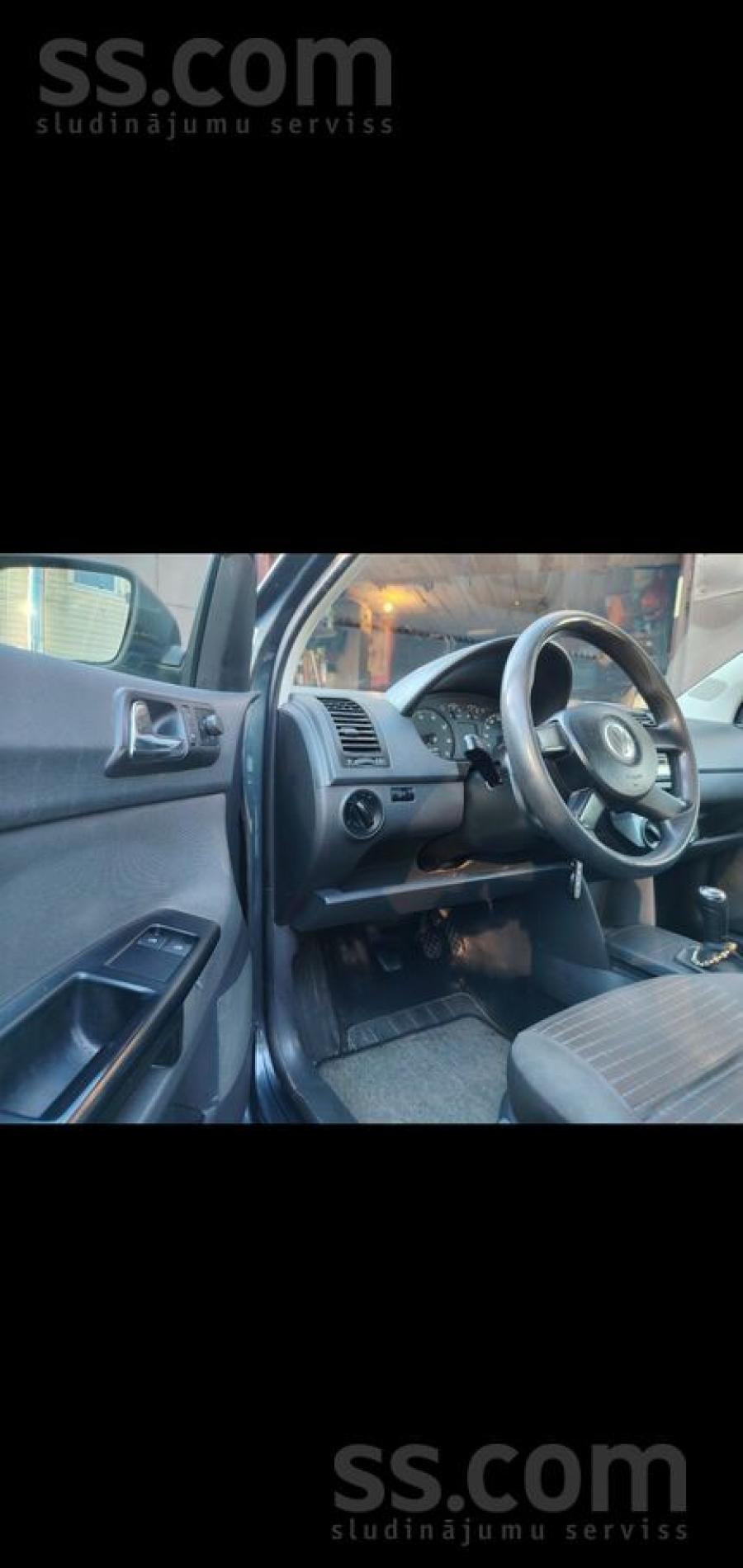 Volkswagen Polo 2007 in Rezekne, with an engine capacity of 1.20 L and mileage of 214 thousand km for 1350 €, photo 12 on AUTOMOTO.COM.LV