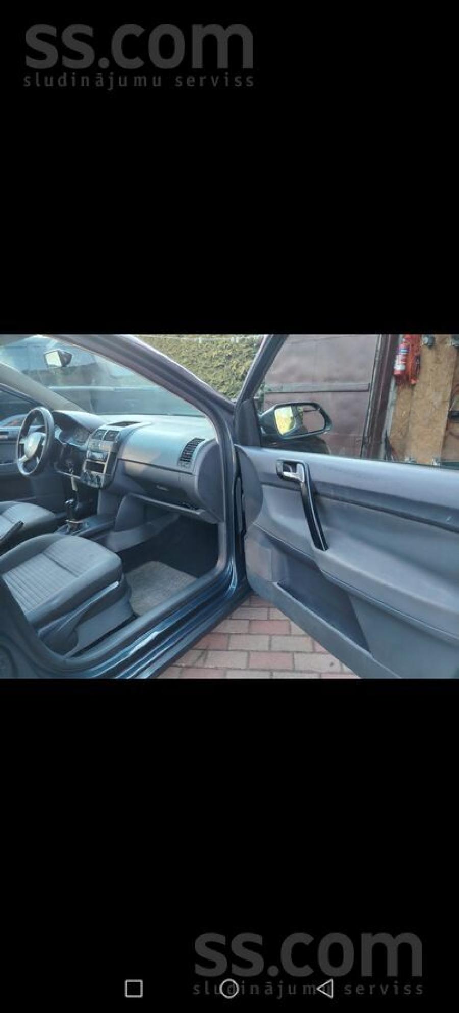 Volkswagen Polo 2007 in Rezekne, with an engine capacity of 1.20 L and mileage of 214 thousand km for 1350 €, photo 13 on AUTOMOTO.COM.LV
