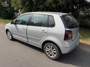 Volkswagen Polo 2007 Viļņa, ar dzinēja tilpumu 1.40 L un nobraukumu 220 tūkst. km par 1450 €, foto 3 vietnē AUTOMOTO.COM.LV