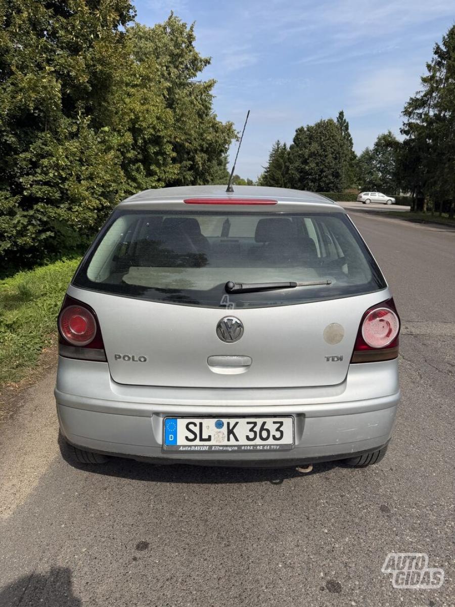 Volkswagen Polo 2007 Viļņa, ar dzinēja tilpumu 1.40 L un nobraukumu 220 tūkst. km par 1450 €, foto 9 vietnē AUTOMOTO.COM.LV