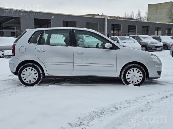 Volkswagen Polo 2008 in Liepaja, with an engine capacity of 1.40 L and mileage of 285 thousand km for 2250 €, photo 5 on AUTOMOTO.COM.LV