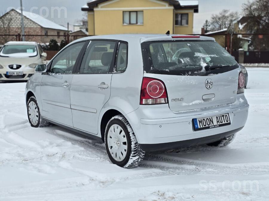 Volkswagen Polo 2008 Liepāja, ar dzinēja tilpumu 1.40 L un nobraukumu 285 tūkst. km par 2250 €, foto 8 vietnē AUTOMOTO.COM.LV