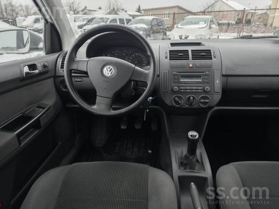 Volkswagen Polo 2008 Liepāja, ar dzinēja tilpumu 1.40 L un nobraukumu 285 tūkst. km par 2250 €, foto 10 vietnē AUTOMOTO.COM.LV