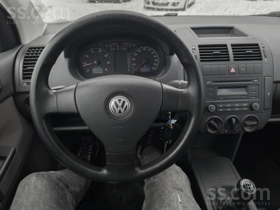 Volkswagen Polo 2008 Liepāja, ar dzinēja tilpumu 1.40 L un nobraukumu 285 tūkst. km par 2250 €, foto 16 vietnē AUTOMOTO.COM.LV