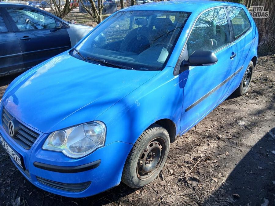 Volkswagen Polo 2008 in Kaunas, with an engine capacity of 1.40 L and mileage of 35 thousand km for 300 €, photo 2 on AUTOMOTO.COM.LV