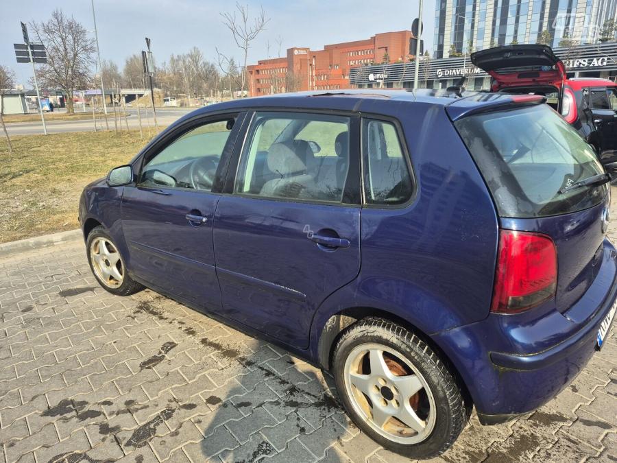 Volkswagen Polo 2008 in Vilnius, with an engine capacity of 1.40 L and mileage of 167 thousand km for 499 €, photo 6 on AUTOMOTO.COM.LV