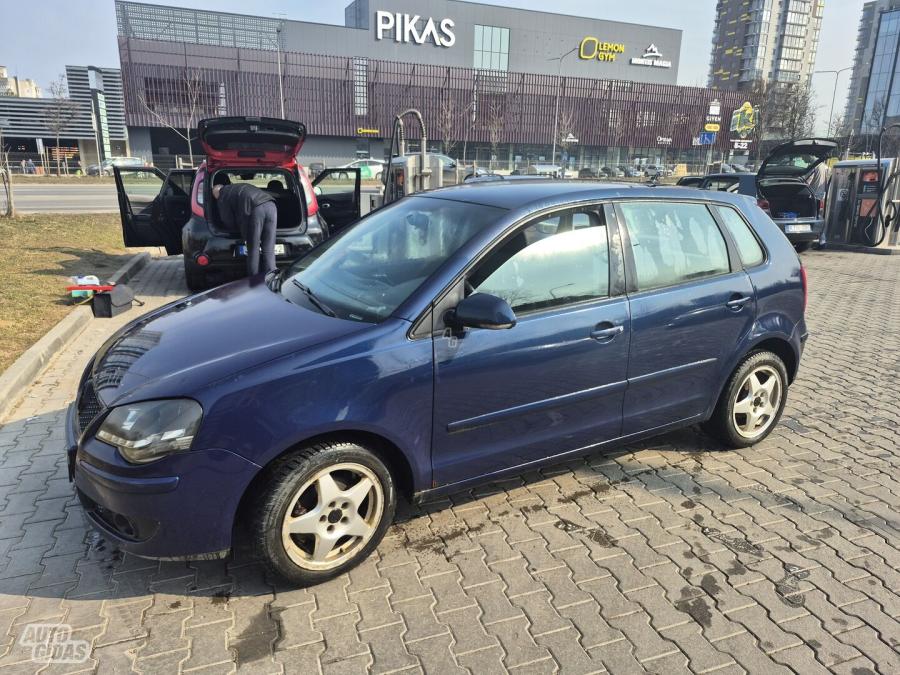 Volkswagen Polo 2008 in Vilnius, with an engine capacity of 1.40 L and mileage of 167 thousand km for 499 €, photo 7 on AUTOMOTO.COM.LV