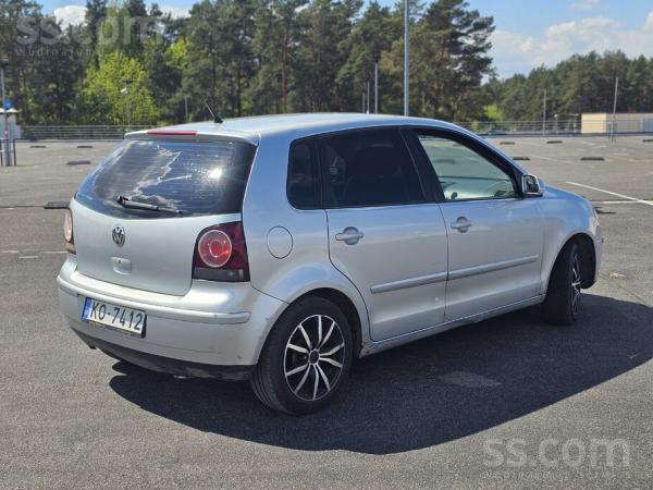 Volkswagen Polo 2008 Rīga, ar dzinēja tilpumu 1.40 L un nobraukumu 346 tūkst. km par 1350 €, foto 4 vietnē AUTOMOTO.COM.LV