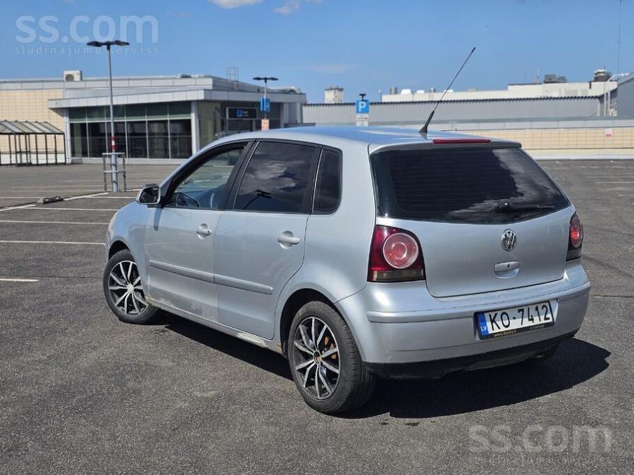 Volkswagen Polo 2008 Rīga, ar dzinēja tilpumu 1.40 L un nobraukumu 346 tūkst. km par 1350 €, foto 6 vietnē AUTOMOTO.COM.LV