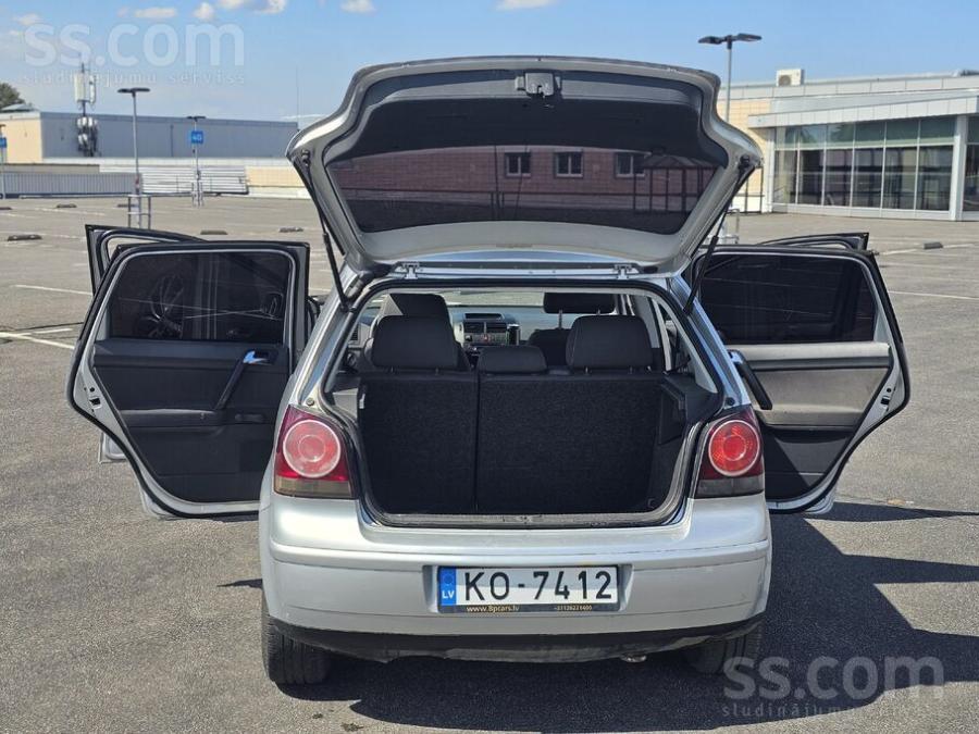 Volkswagen Polo 2008 Rīga, ar dzinēja tilpumu 1.40 L un nobraukumu 346 tūkst. km par 1350 €, foto 8 vietnē AUTOMOTO.COM.LV