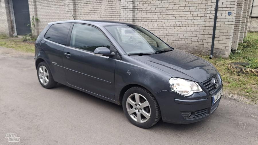 Volkswagen Polo 2008 in Kaunas, with an engine capacity of 1.40 L and mileage of 259 thousand km for 950 €, photo 4 on AUTOMOTO.COM.LV
