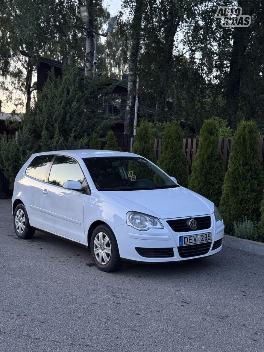 Volkswagen Polo 2008 Viļņa, ar dzinēja tilpumu 1.40 L un nobraukumu 300 tūkst. km par 690 €, foto 1 vietnē AUTOMOTO.COM.LV