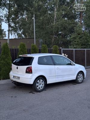 Volkswagen Polo 2008 Viļņa, ar dzinēja tilpumu 1.40 L un nobraukumu 300 tūkst. km par 690 €, foto 5 vietnē AUTOMOTO.COM.LV