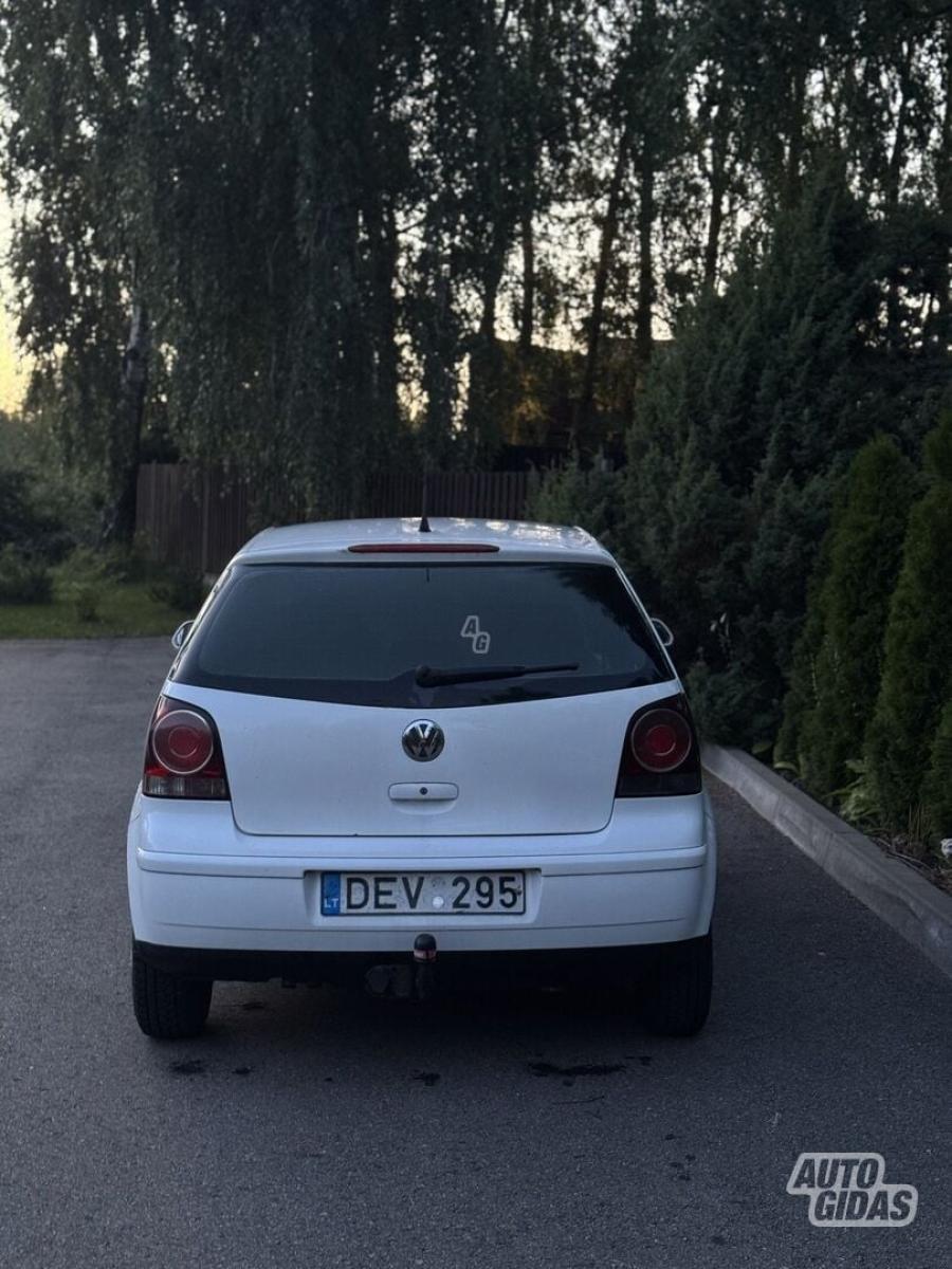 Volkswagen Polo 2008 Viļņa, ar dzinēja tilpumu 1.40 L un nobraukumu 300 tūkst. km par 690 €, foto 6 vietnē AUTOMOTO.COM.LV