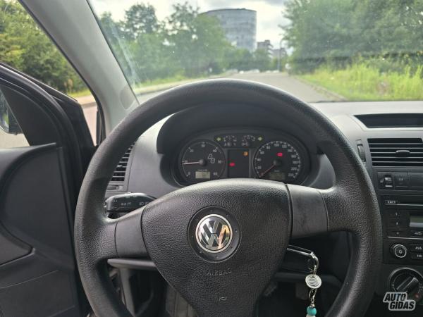 Volkswagen Polo 2008 Viļņa, ar dzinēja tilpumu 1.90 L un nobraukumu 245 tūkst. km par 759 €, foto 9 vietnē AUTOMOTO.COM.LV