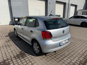 Volkswagen Polo 2009 Rīga, ar dzinēja tilpumu 1.60 L un nobraukumu 221 tūkst. km par 2500 €, foto 4 vietnē AUTOMOTO.COM.LV