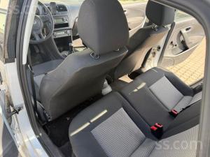 Volkswagen Polo 2009 Rīga, ar dzinēja tilpumu 1.60 L un nobraukumu 221 tūkst. km par 2500 €, foto 6 vietnē AUTOMOTO.COM.LV