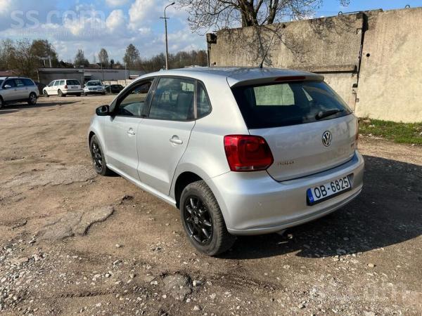 Volkswagen Polo 2010 in Rezekne, with an engine capacity of 1.60 L and mileage of 0 thousand km for 3550 €, photo 4 on AUTOMOTO.COM.LV