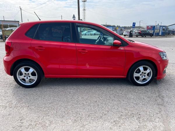 Volkswagen Polo 2010 Viļņa, ar dzinēja tilpumu 1.60 L un nobraukumu 270 tūkst. km par 4500 €, foto 4 vietnē AUTOMOTO.COM.LV