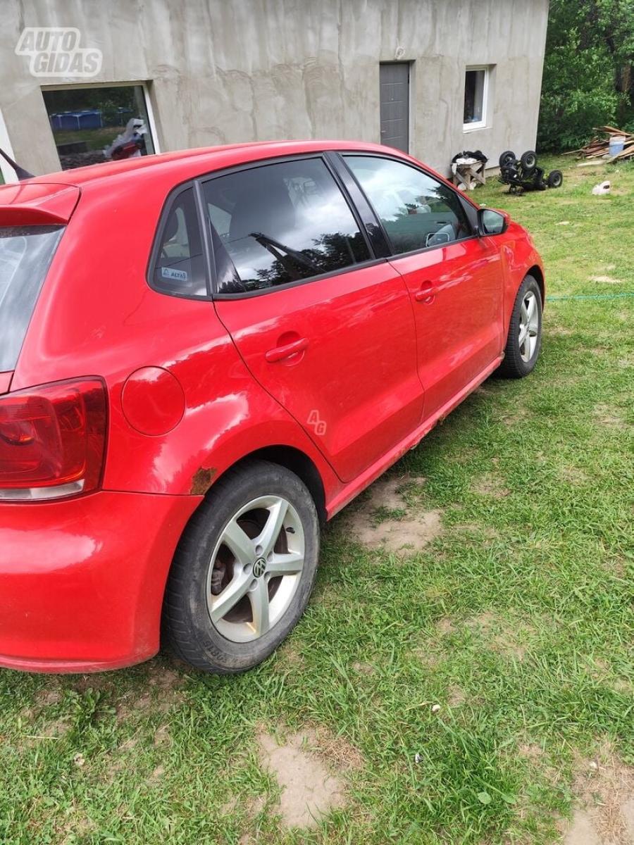 Volkswagen Polo 2010 in Vilnius, with an engine capacity of 1.60 L and mileage of 224 thousand km for 1350 €, photo 8 on AUTOMOTO.COM.LV