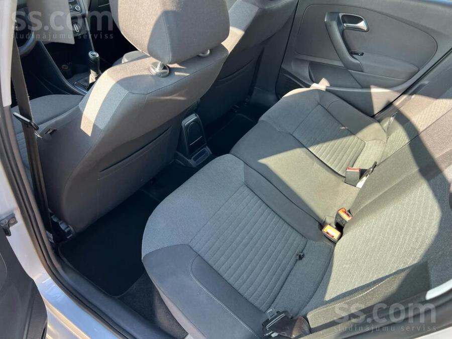 Volkswagen Polo 2010 Rēzekne, ar dzinēja tilpumu 1.60 L un nobraukumu 0 tūkst. km par 2850 €, foto 4 vietnē AUTOMOTO.COM.LV