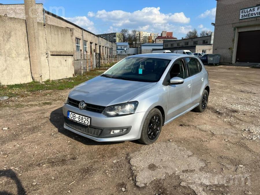 Volkswagen Polo 2010 Rēzekne, ar dzinēja tilpumu 1.60 L un nobraukumu 0 tūkst. km par 2850 €, foto 6 vietnē AUTOMOTO.COM.LV