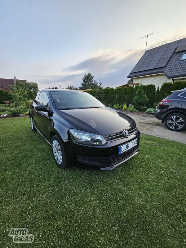 Volkswagen Polo 2010 Viļņa, ar dzinēja tilpumu 1.60 L un nobraukumu 144 tūkst. km par 3000 €, foto 2 vietnē AUTOMOTO.COM.LV