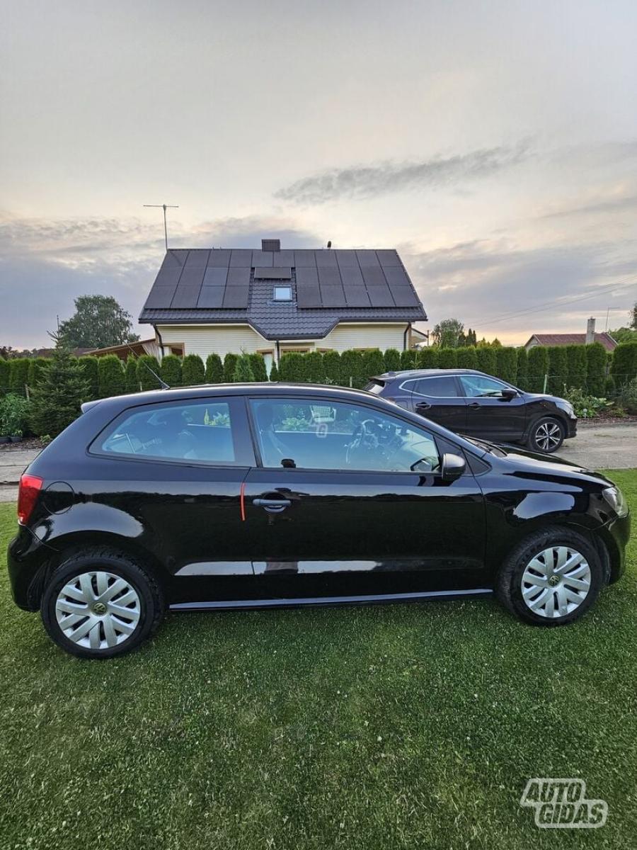 Volkswagen Polo 2010 Viļņa, ar dzinēja tilpumu 1.60 L un nobraukumu 144 tūkst. km par 3000 €, foto 5 vietnē AUTOMOTO.COM.LV