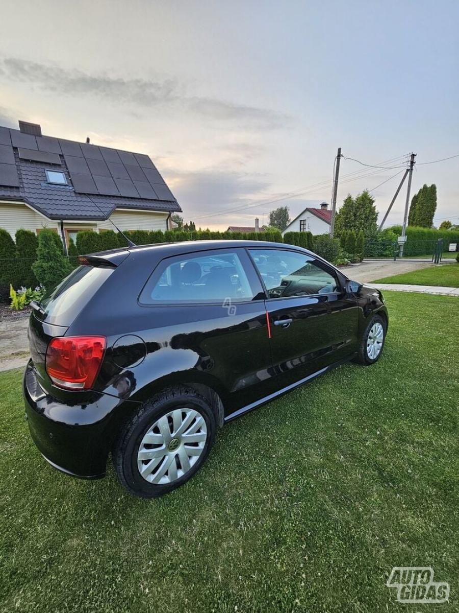 Volkswagen Polo 2010 Viļņa, ar dzinēja tilpumu 1.60 L un nobraukumu 144 tūkst. km par 3000 €, foto 6 vietnē AUTOMOTO.COM.LV