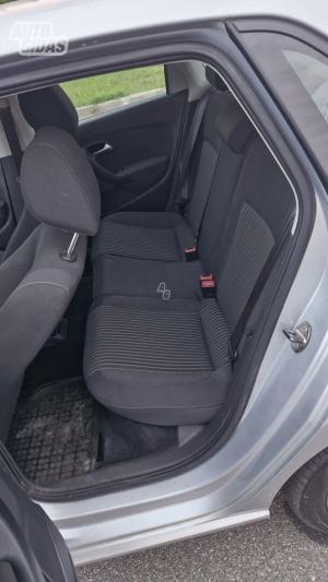 Volkswagen Polo 2010 in Vilnius, with an engine capacity of 1.60 L and mileage of 201 thousand km for 2150 €, photo 10 on AUTOMOTO.COM.LV