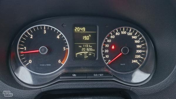 Volkswagen Polo 2010 in Vilnius, with an engine capacity of 1.60 L and mileage of 201 thousand km for 2150 €, photo 11 on AUTOMOTO.COM.LV