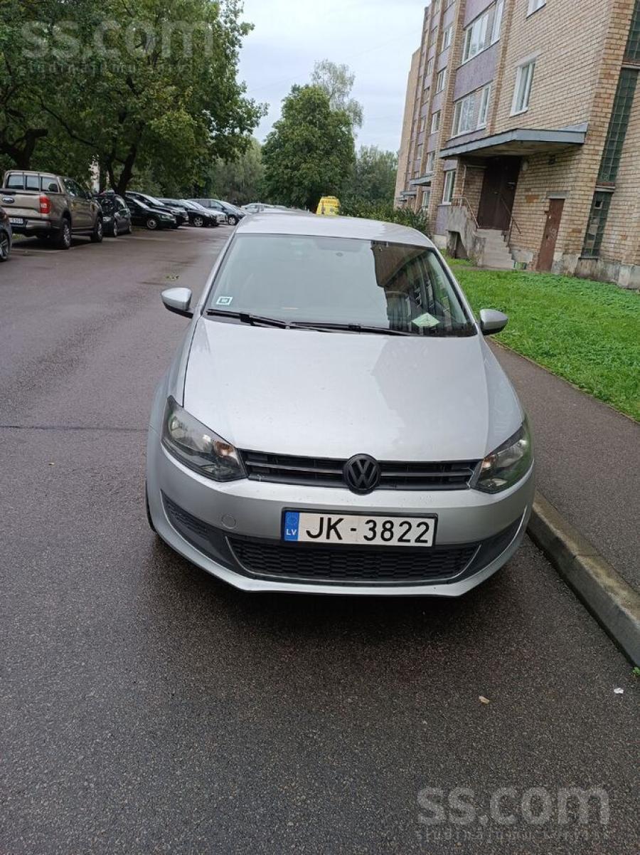 Volkswagen Polo 2011 Rīga, ar dzinēja tilpumu 1.60 L un nobraukumu 201 tūkst. km par 4200 €, foto 1 vietnē AUTOMOTO.COM.LV