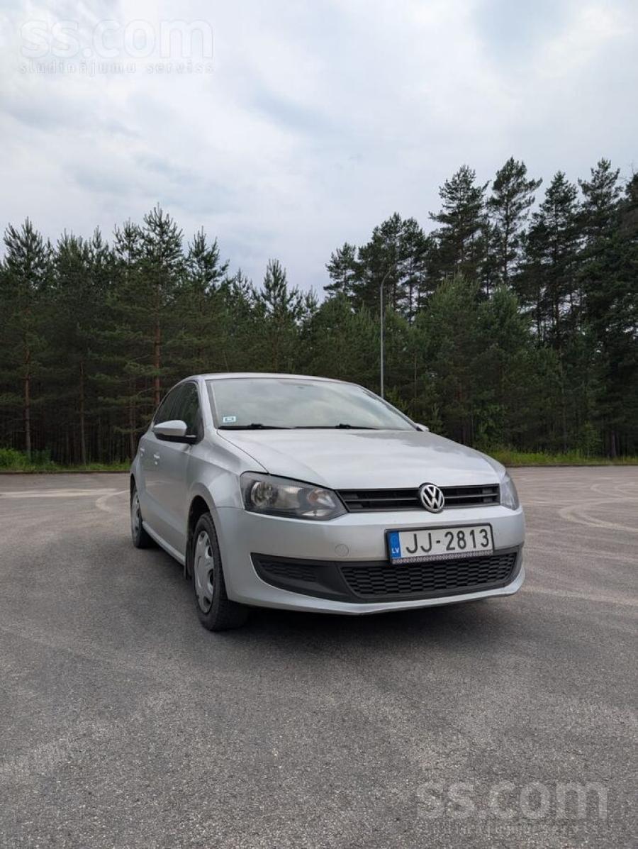 Volkswagen Polo 2011 Rīga, ar dzinēja tilpumu 1.20 L un nobraukumu 198 tūkst. km par 2900 €, foto 2 vietnē AUTOMOTO.COM.LV