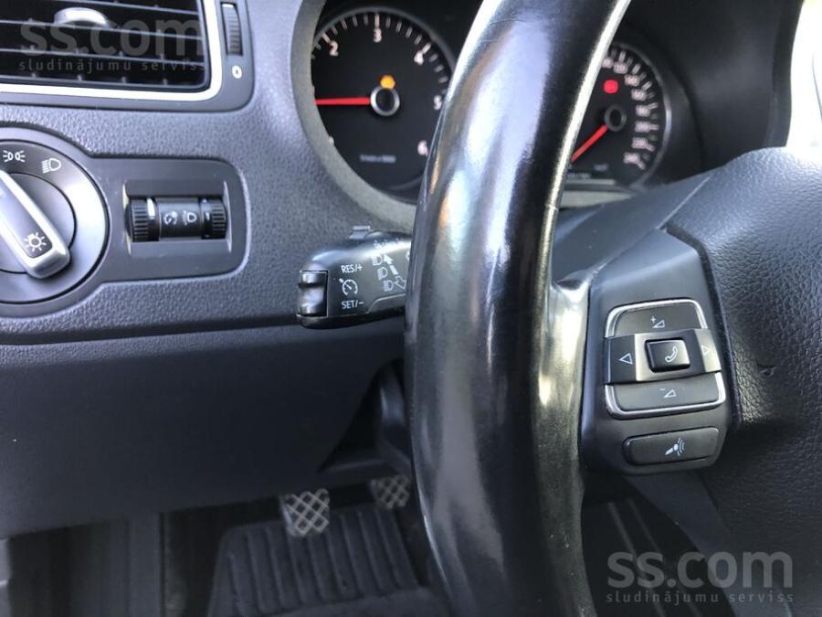Volkswagen Polo 2011 Ogre, ar dzinēja tilpumu 1.20 L un nobraukumu 230 tūkst. km par 5150 €, foto 17 vietnē AUTOMOTO.COM.LV