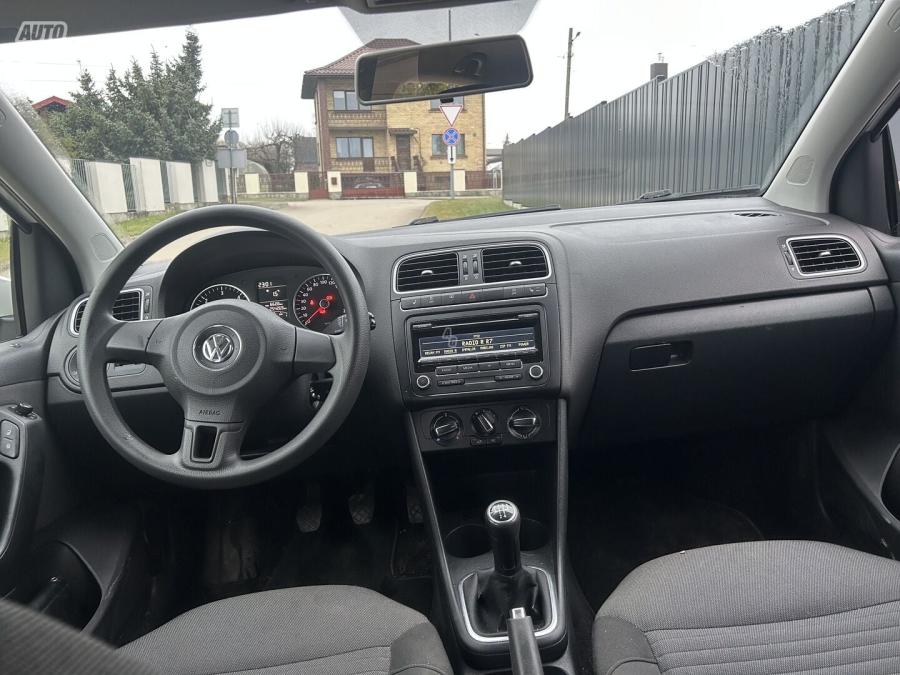 Volkswagen Polo 2011 in Kaunas, with an engine capacity of 1.60 L and mileage of 254 thousand km for 1890 €, photo 10 on AUTOMOTO.COM.LV