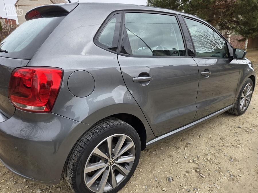 Volkswagen Polo 2011 Viļņa, ar dzinēja tilpumu 1.20 L un nobraukumu 123 tūkst. km par 3900 €, foto 5 vietnē AUTOMOTO.COM.LV