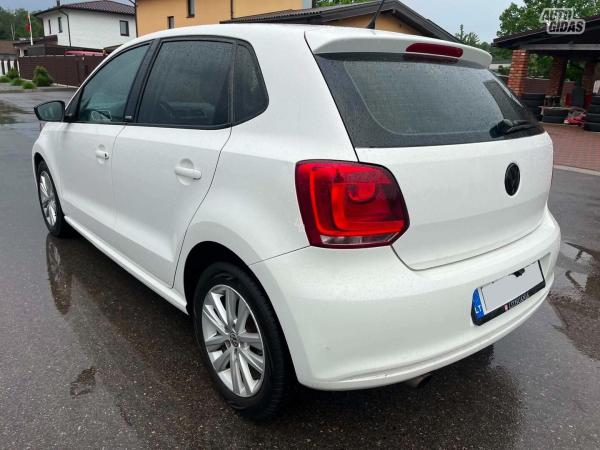 Volkswagen Polo 2011 Kauņa, ar dzinēja tilpumu 1.60 L un nobraukumu 290 tūkst. km par 2950 €, foto 3 vietnē AUTOMOTO.COM.LV