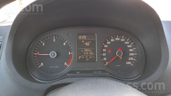 Volkswagen Polo 2011 in Aizkraukle, with an engine capacity of 1.20 L and mileage of 449 thousand km for 2000 €, photo 7 on AUTOMOTO.COM.LV