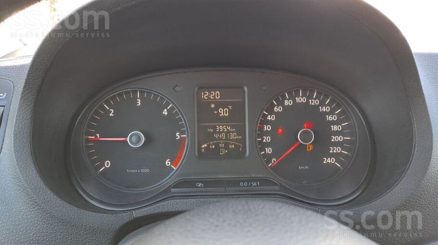 Volkswagen Polo 2011 Aizkraukle, ar dzinēja tilpumu 1.20 L un nobraukumu 449 tūkst. km par 2000 €, foto 8 vietnē AUTOMOTO.COM.LV