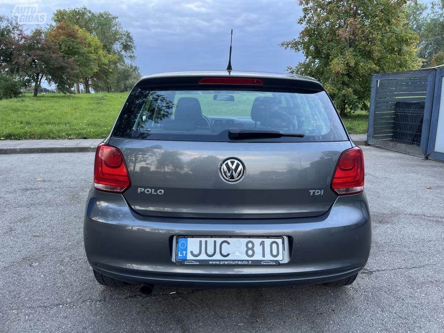 Volkswagen Polo 2011 Šauļi, ar dzinēja tilpumu 1.60 L un nobraukumu 224 tūkst. km par 1300 €, foto 5 vietnē AUTOMOTO.COM.LV