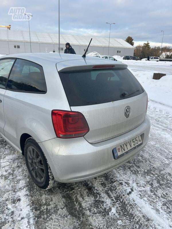 Volkswagen Polo 2012 Viļņa, ar dzinēja tilpumu 1.20 L un nobraukumu 250 tūkst. km par 1700 €, foto 4 vietnē AUTOMOTO.COM.LV