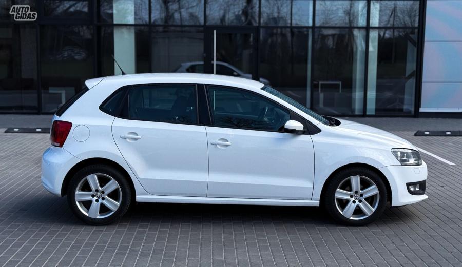 Volkswagen Polo 2012 in Vilnius, with an engine capacity of 1.60 L and mileage of 292 thousand km for 4500 €, photo 5 on AUTOMOTO.COM.LV