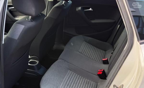 Volkswagen Polo 2012 in Vilnius, with an engine capacity of 1.60 L and mileage of 292 thousand km for 4500 €, photo 10 on AUTOMOTO.COM.LV