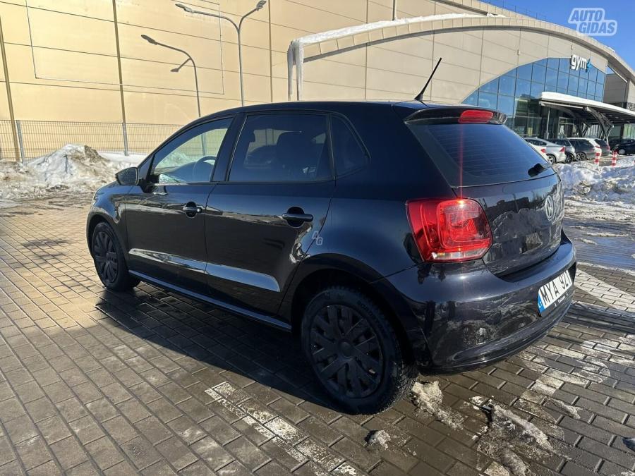 Volkswagen Polo 2013 Šauļi, ar dzinēja tilpumu 1.20 L un nobraukumu 186 tūkst. km par 4000 €, foto 5 vietnē AUTOMOTO.COM.LV
