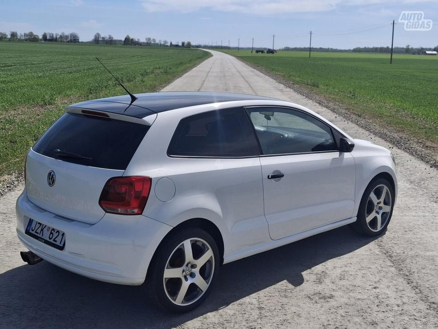 Volkswagen Polo 2013 in Joniskis, with an engine capacity of 1.20 L and mileage of 370 thousand km for 3500 €, photo 6 on AUTOMOTO.COM.LV